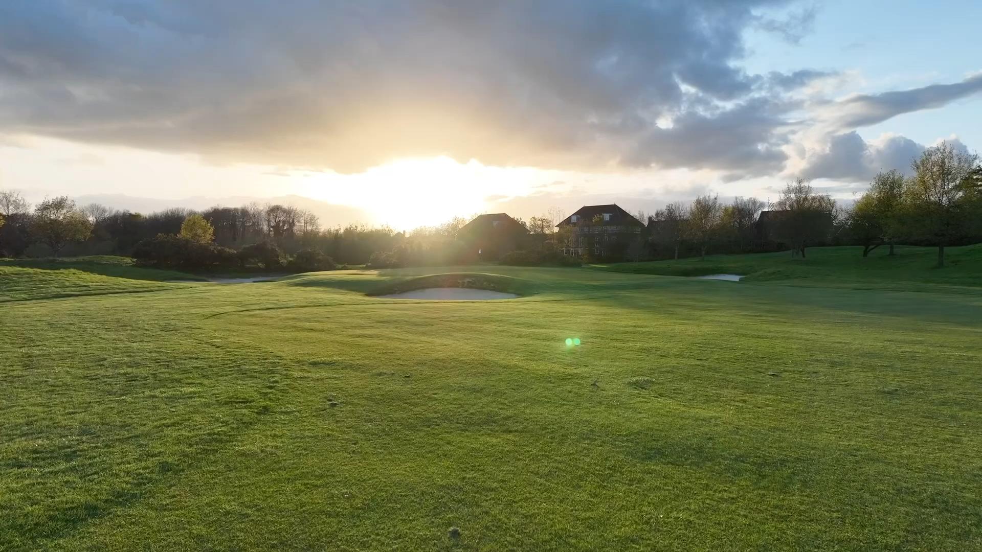 Hole 01 - Kings Hill Golf Club